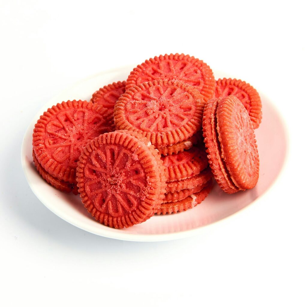 Aldiva Porleo Ruby Sandwich Cookies | Universal Yums